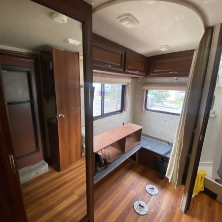 Mercedes Sprinter Slide-Out Renovation